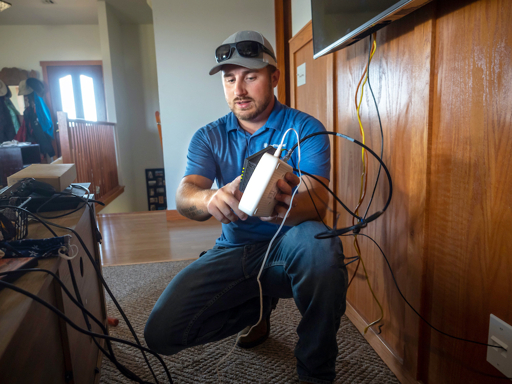 Federal broadband discount still available - Johnston County Sentinel