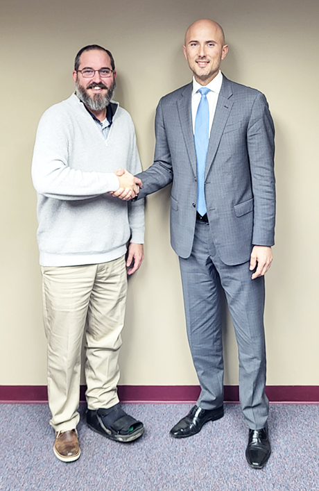 Cole takes oath of office - Johnston County Sentinel
